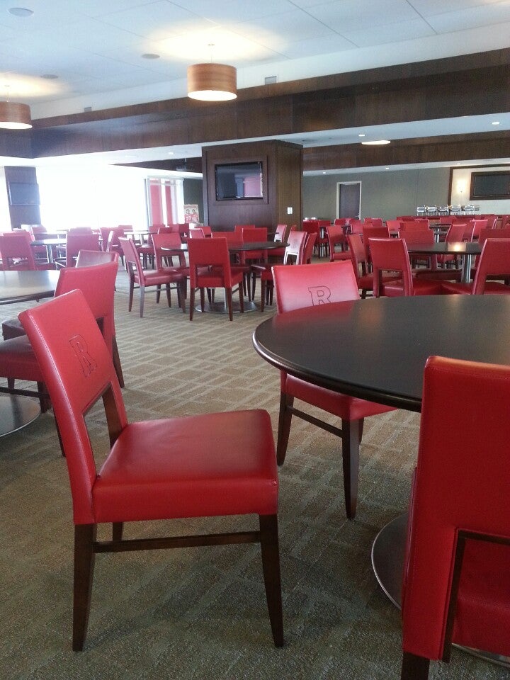 Brown Recruiting Lounge, 1 Scarlet Knight Way, Piscataway, NJ, Colleges ...