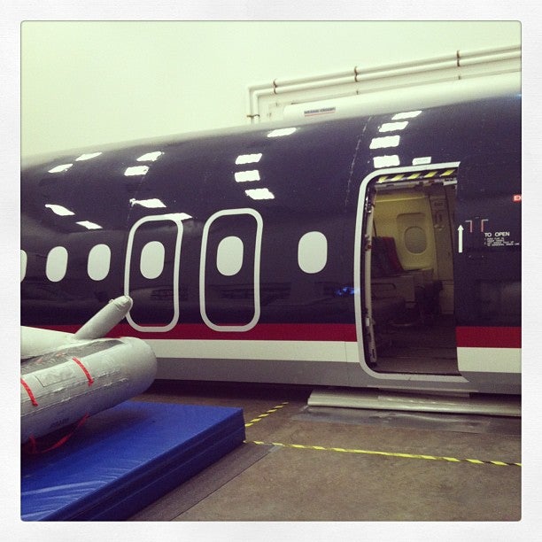 American Airlines Flight Training Center, 1950 E Buckeye Rd, Phoenix ...