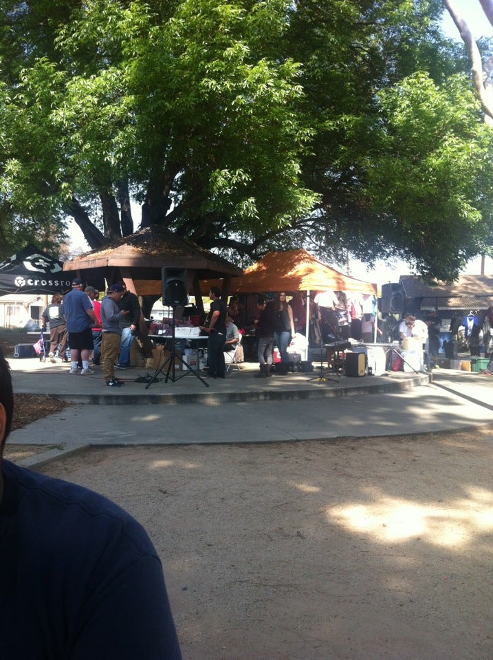 Bon View Park, 813 E Belmont St, Ontario, CA - MapQuest