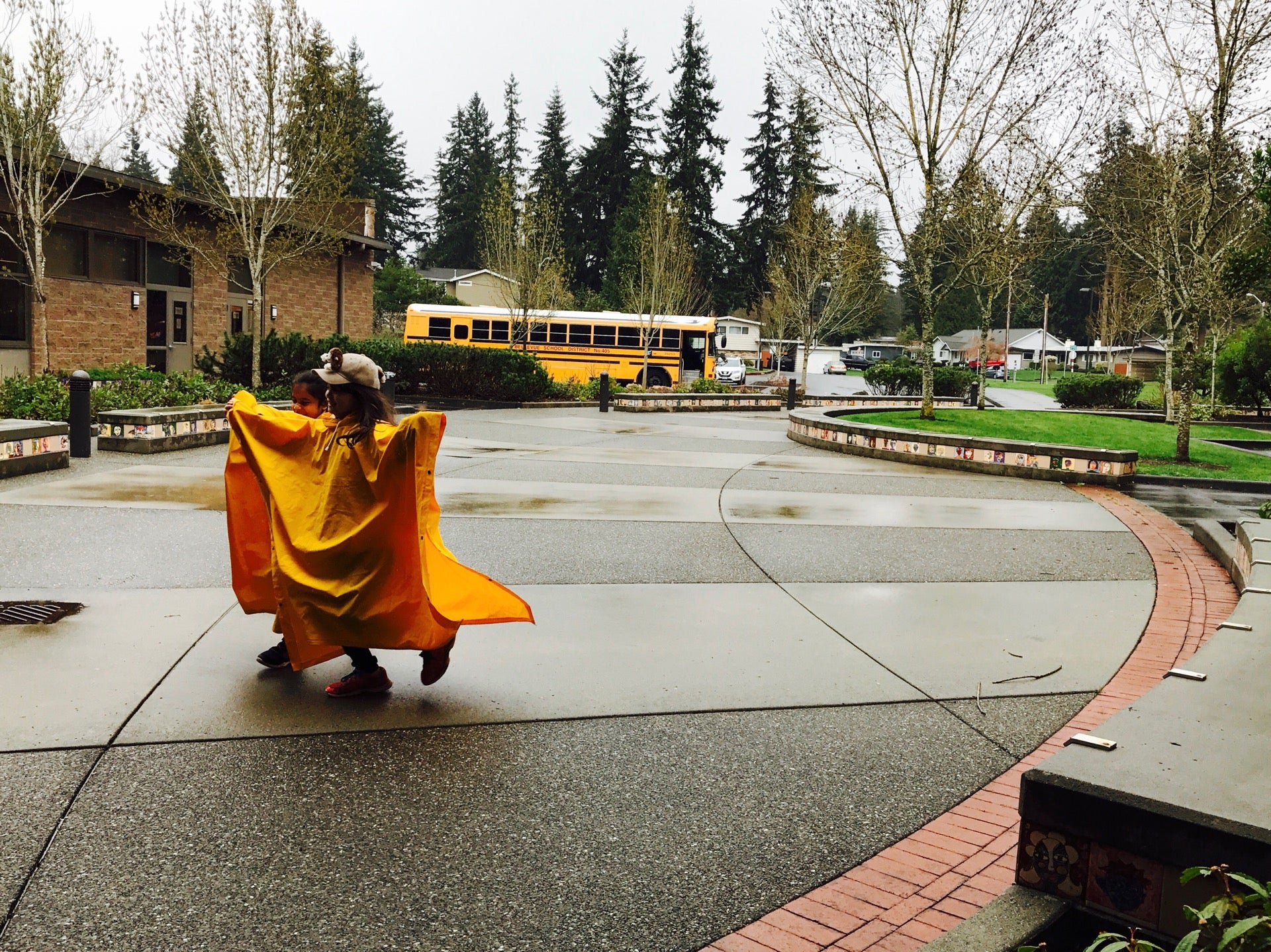 Lake Hills Elementary School, 14310 SE 12th St, Bellevue, WA - MapQuest