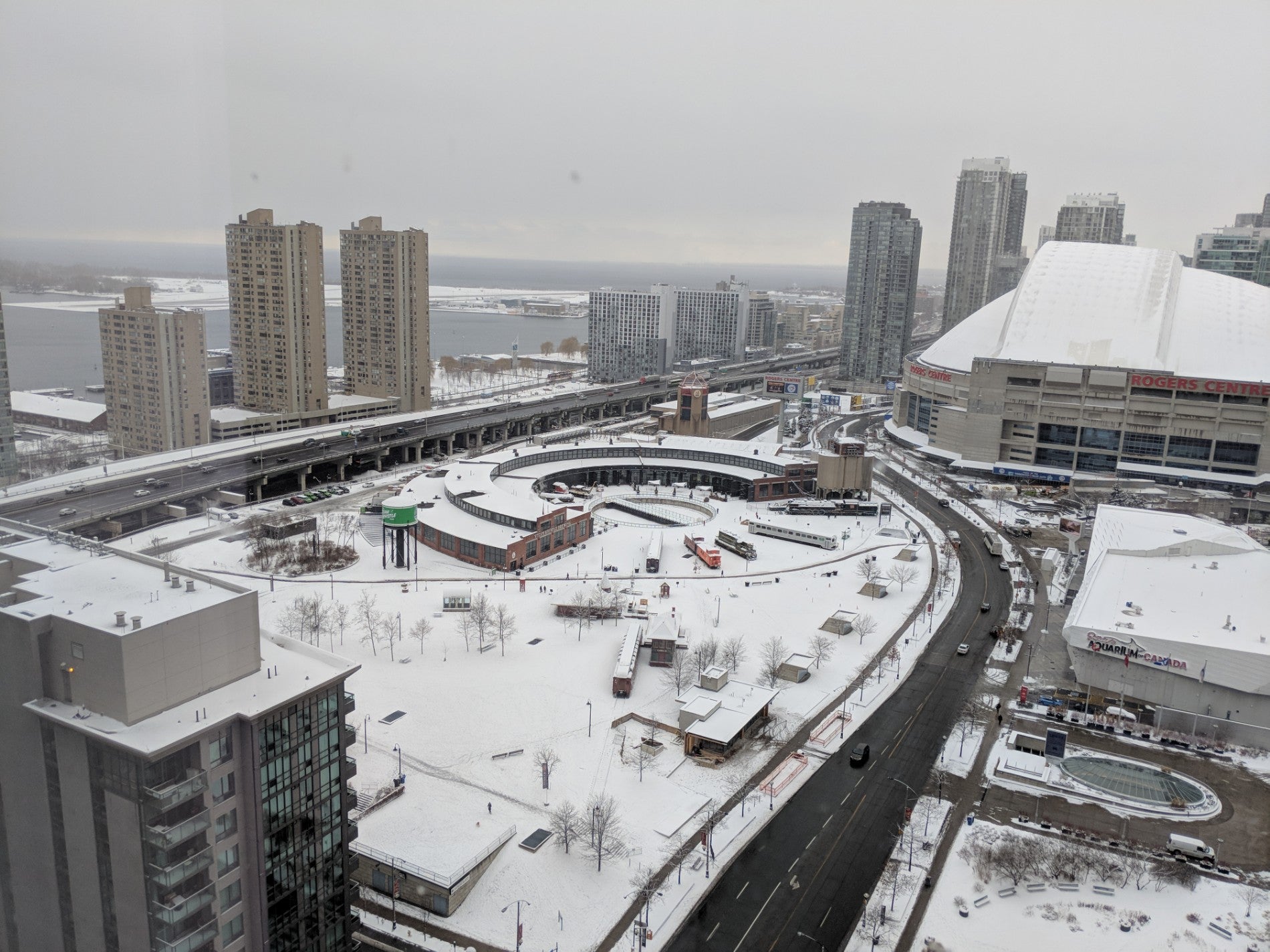 Bremner Tower, 120 Bremner Blvd, Toronto, ON - MapQuest