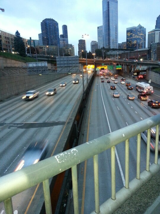 I-5 Overpass, Belmont Ave E, Seattle, WA, Landmark - MapQuest