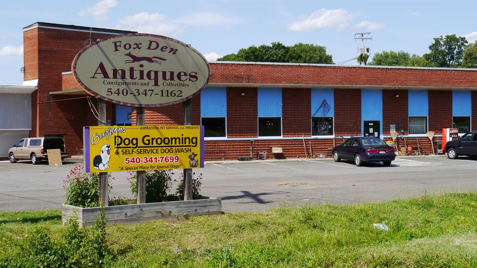 Fox Den Antiques, 355 W Shirley Ave, Warrenton, VA, Shopping Centers ...