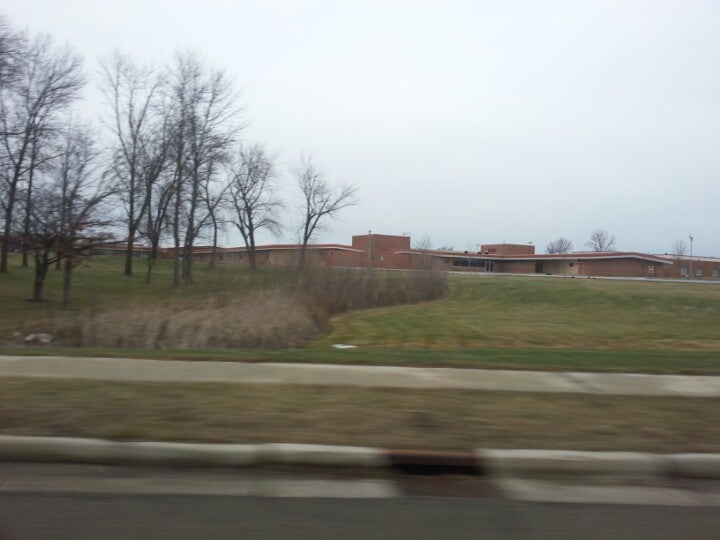 Homestead High School, 5000 W Mequon Rd, Mequon, Wisconsin, Schools ...