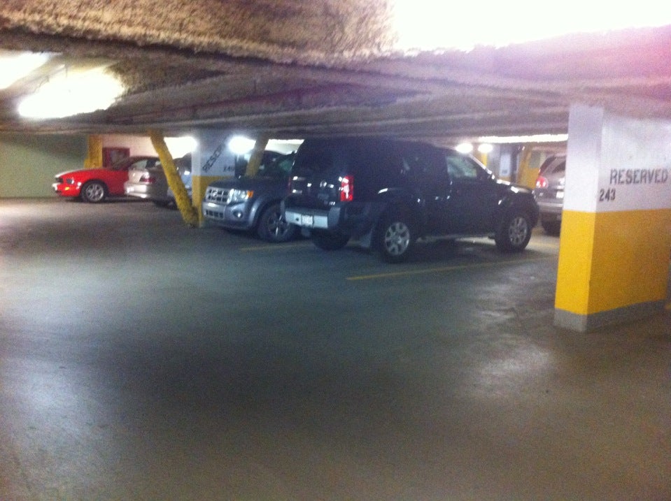 Hys Centre Medical Clinic, 11010 101 St NW, Edmonton, AB T5H 4B9, CA ...