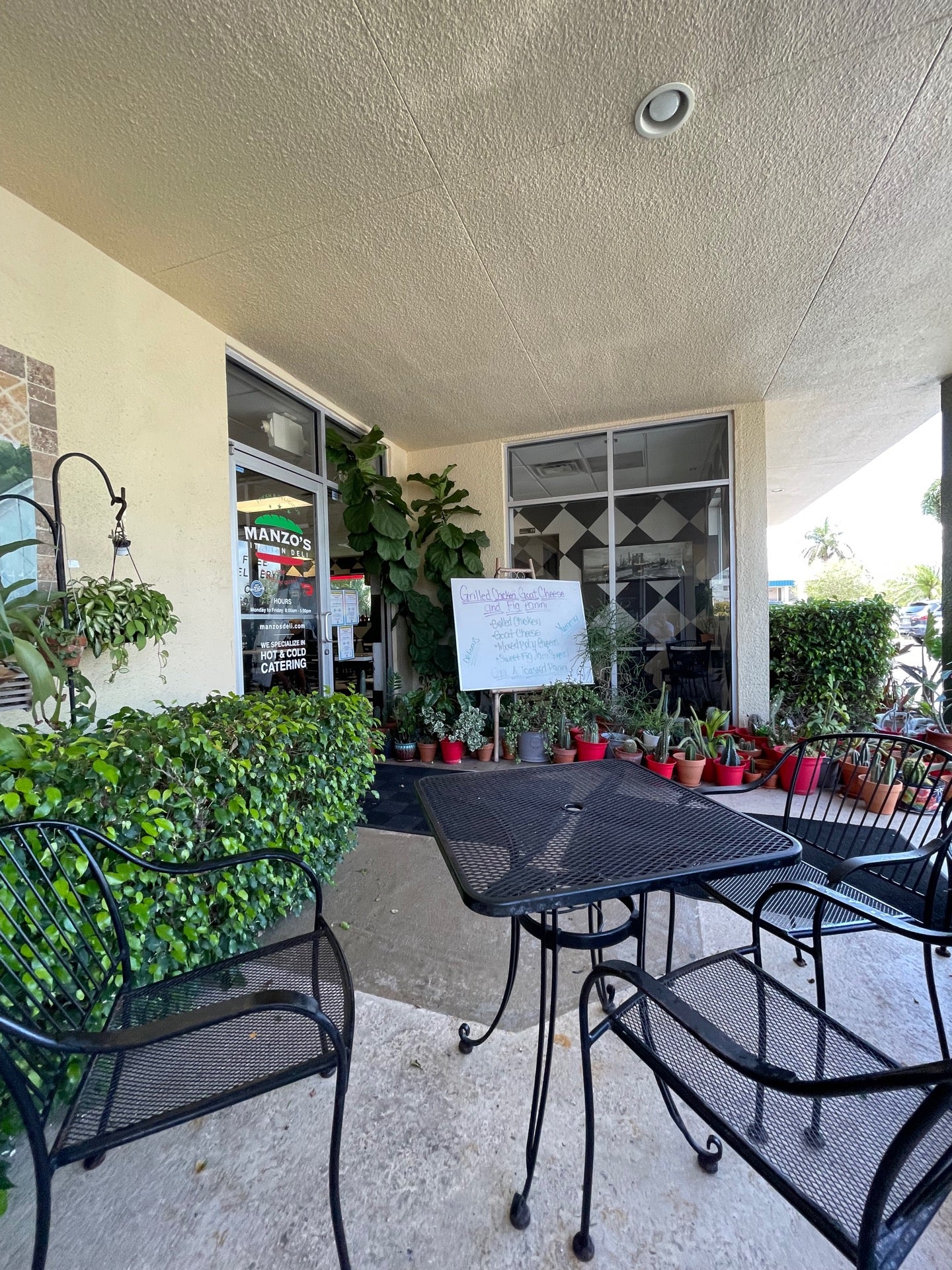 Manzo's Italian Deli, 2260 Palm Beach Lakes Blvd, West Palm Beach, FL ...