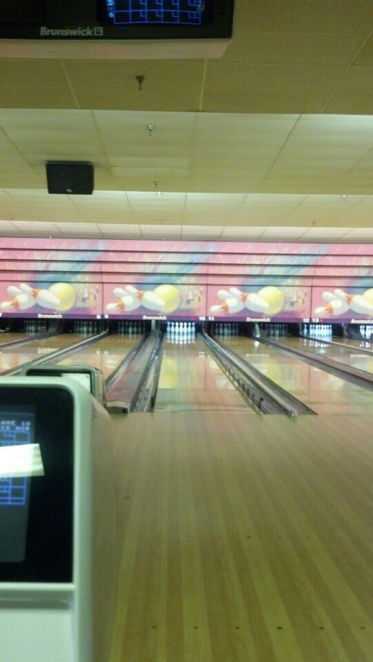 Bowl One Lanes, 1639 E 14 Mile Rd, Troy, MI, Bowling centers - MapQuest