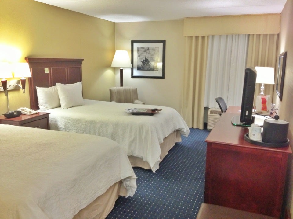 Hampton Inn Dulles/Cascades, 46331 McClellan Way, Sterling, VA, Hotels ...