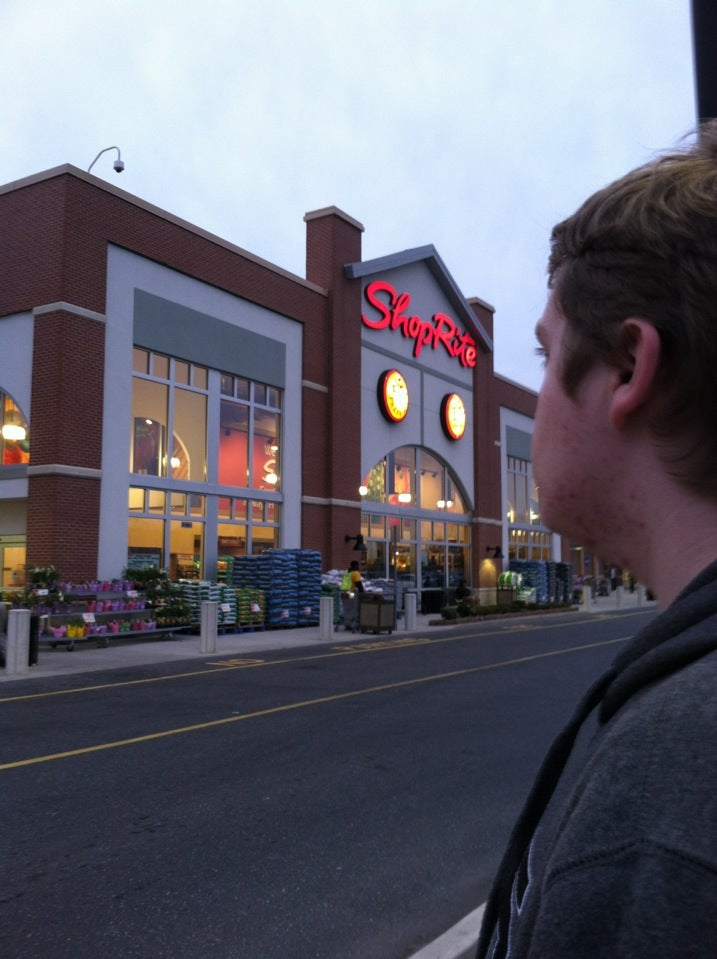 Shoprite, 141 US-130, Cinnaminson Twp, NJ, Grocery Stores - MapQuest