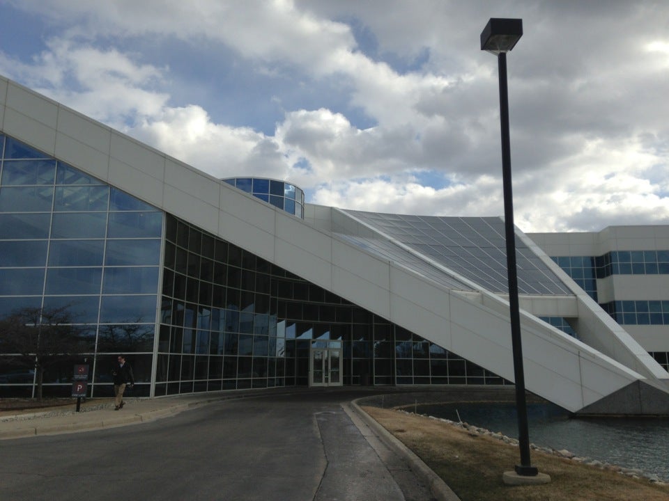 Nissan Technical Center North America, 39001 Sunrise Dr, Farmington ...