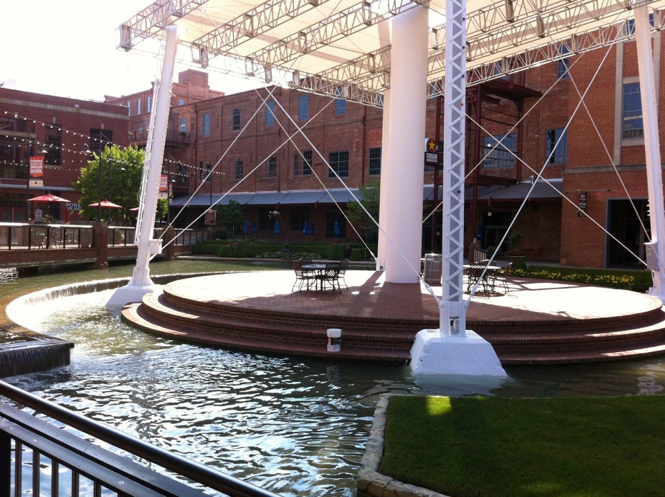 Lucky Strike Water Tower, Blackwell St, Durham, NC, Monuments - MapQuest