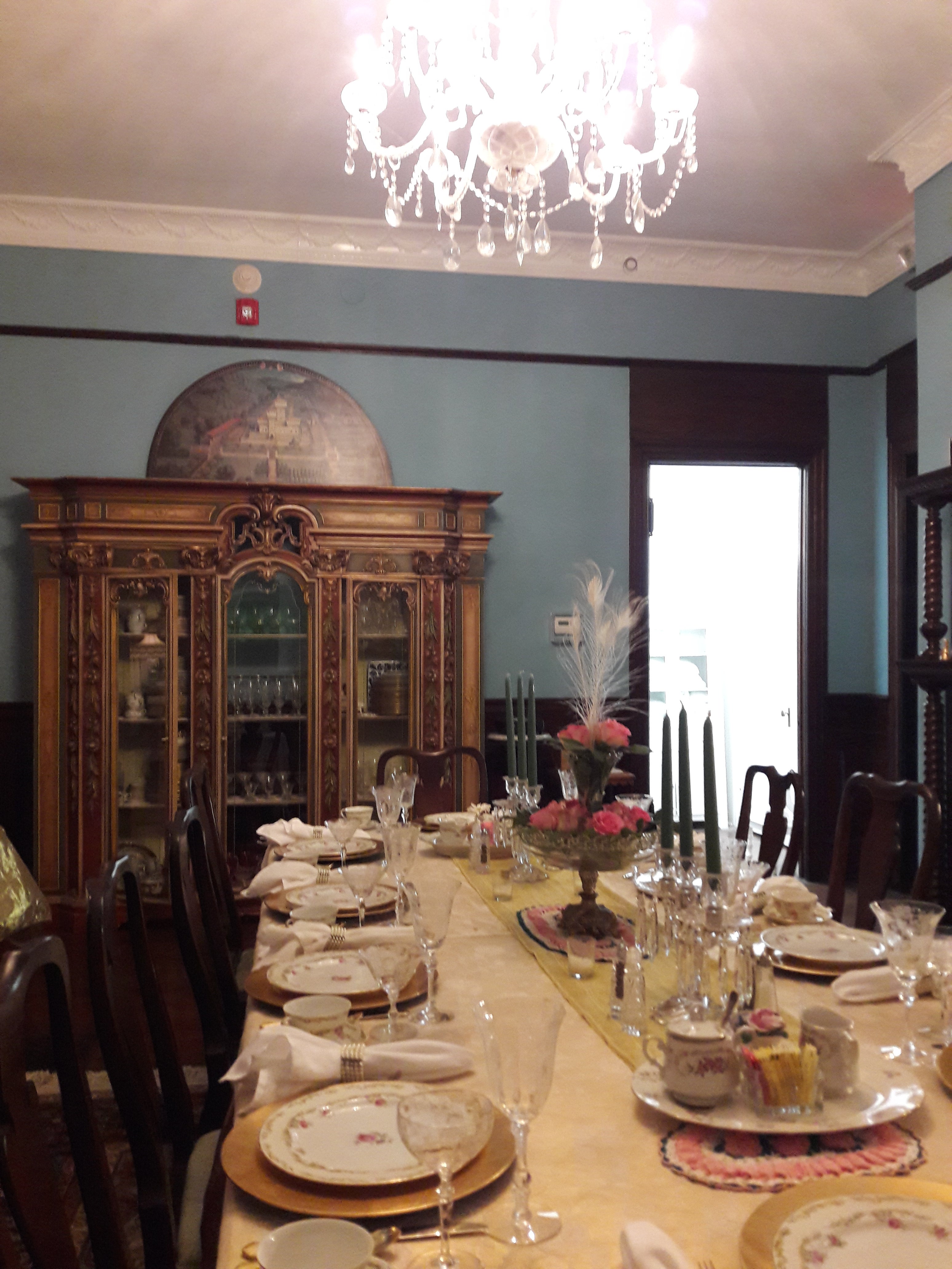 Hassinger Daniels Mansion Bed and Breakfast, 2028 Highland Ave S ...