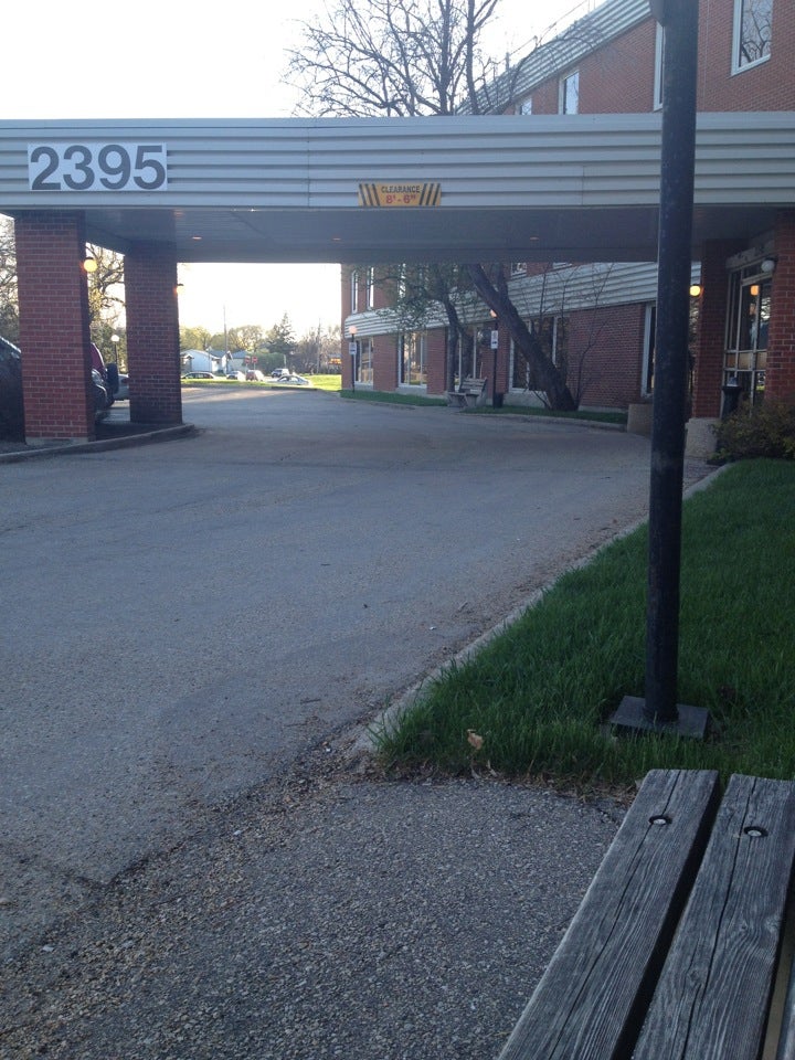 Health Services on Elgin, 425 Elgin Ave, Winnipeg, MB - MapQuest