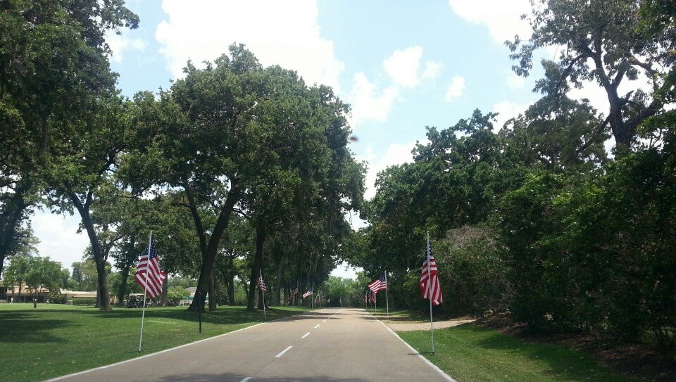 Lakeside Country Club, 100 Wilcrest Dr, Houston, TX, Golf Courses ...