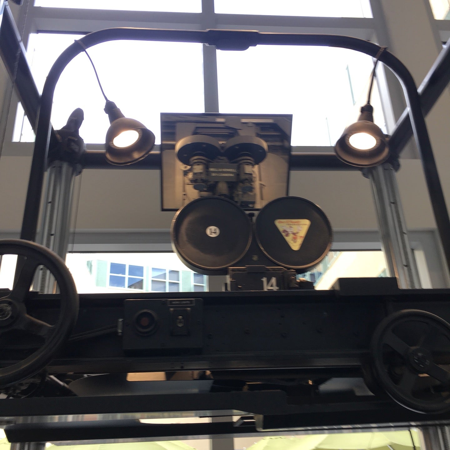 Frank G. Wells Building, 500 S Buena Vista St, Burbank, CA - MapQuest