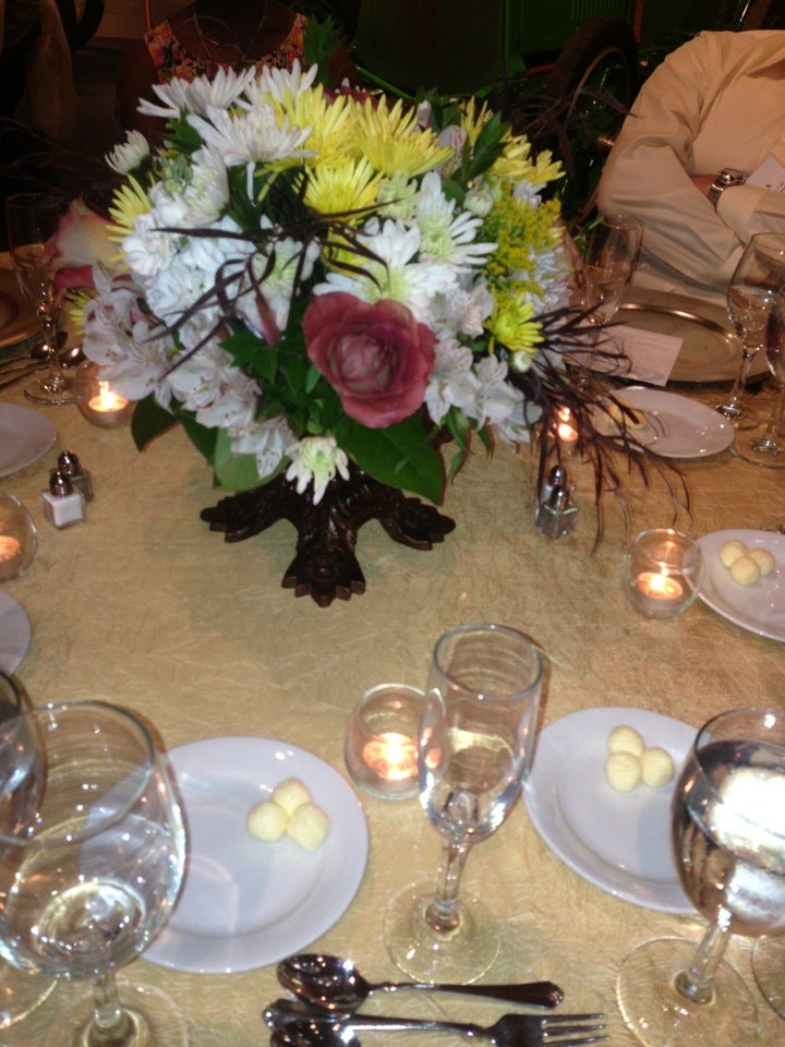 Evans Garage, 4953 Pacific Hwy, San Diego, CA 92110, US - MapQuest