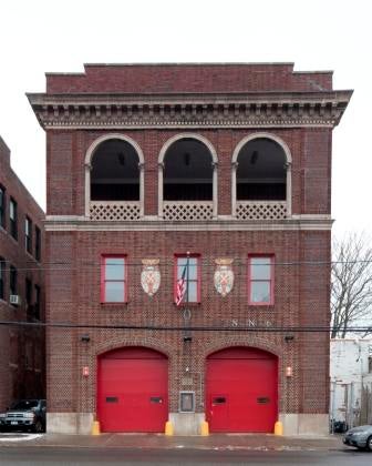 Fdny Engine 268 / Ladder 137, Rockaway Beach Blvd, New York, NY, Fire ...