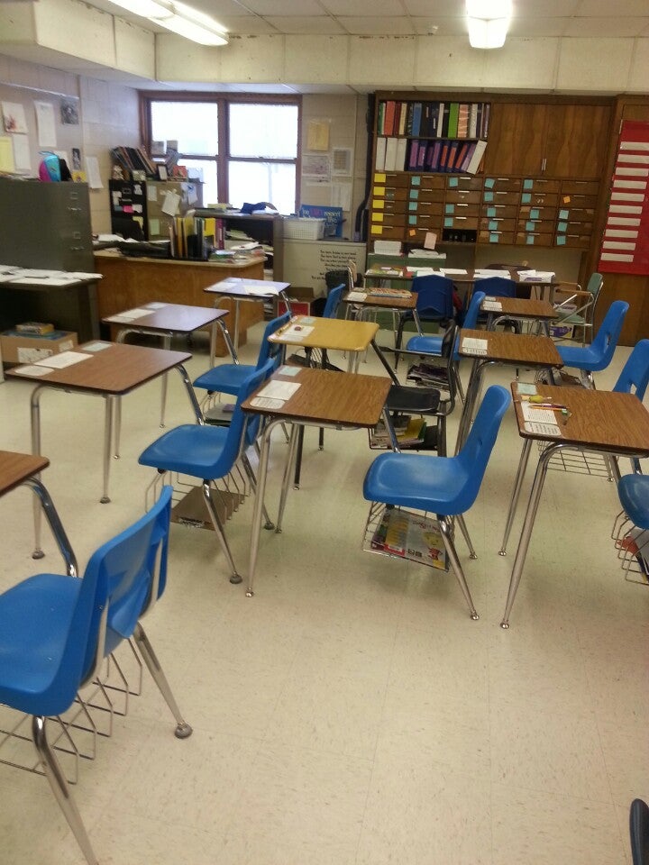 Hoover Middle School, 630 Hillcrest Rd, Waterloo, IA - MapQuest