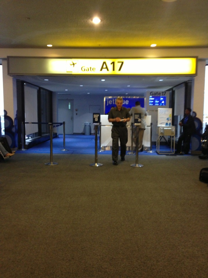 United Club Pop-up, Terminal C Near Gate, # C93, Newark, NJ - MapQuest