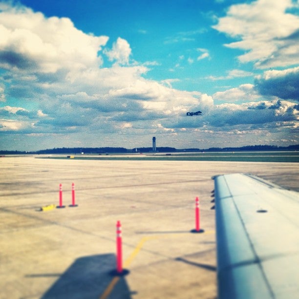 Fort Wayne International Airport (FWA), 3801 W Ferguson Rd # 209, Fort ...