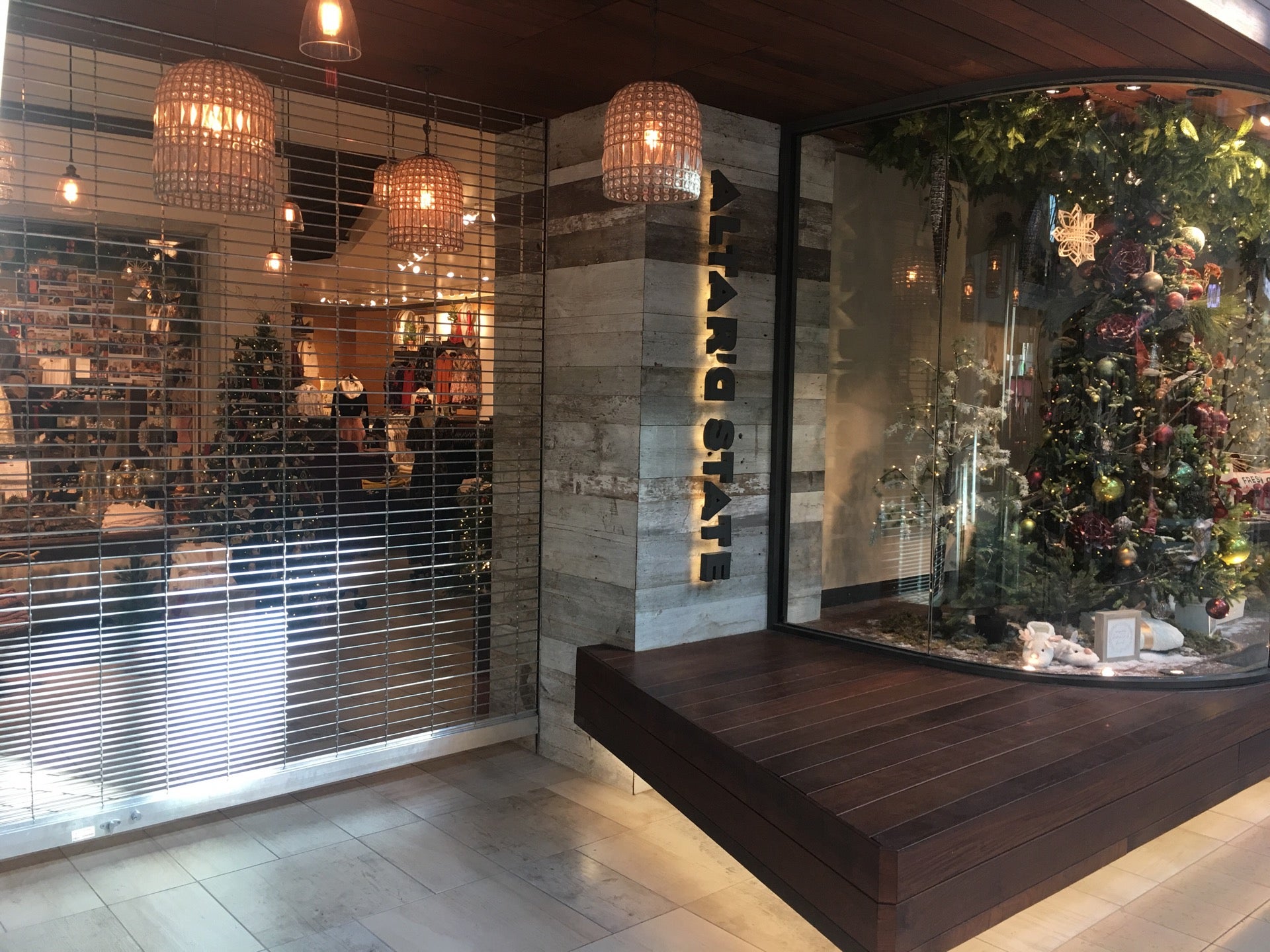 Altar'd State, 1201 Lake Woodlands Dr, Ste 1056, The Woodlands, TX ...