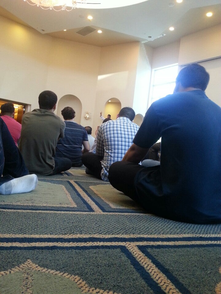 Masjid Omar Al-Farouk, 1220 N State College Blvd, Anaheim, CA, Mosques - MapQuest