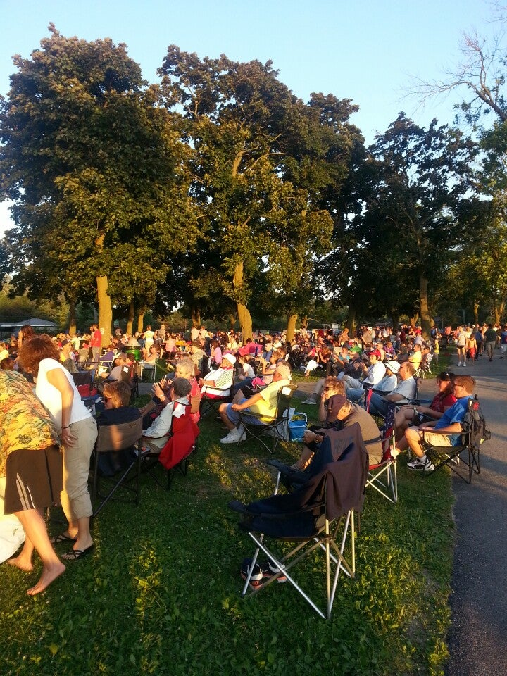 Crystal Lake, IL Map & Directions - MapQuest