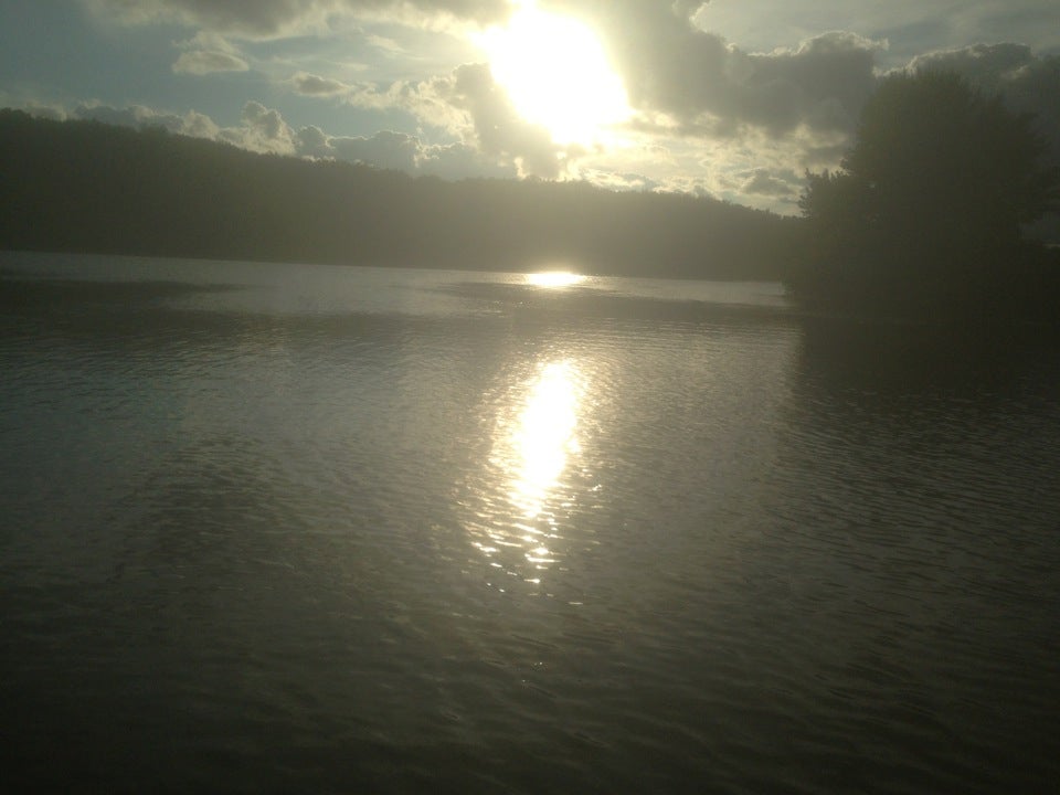 Lake Wilhelm, Hadley, PA - MapQuest