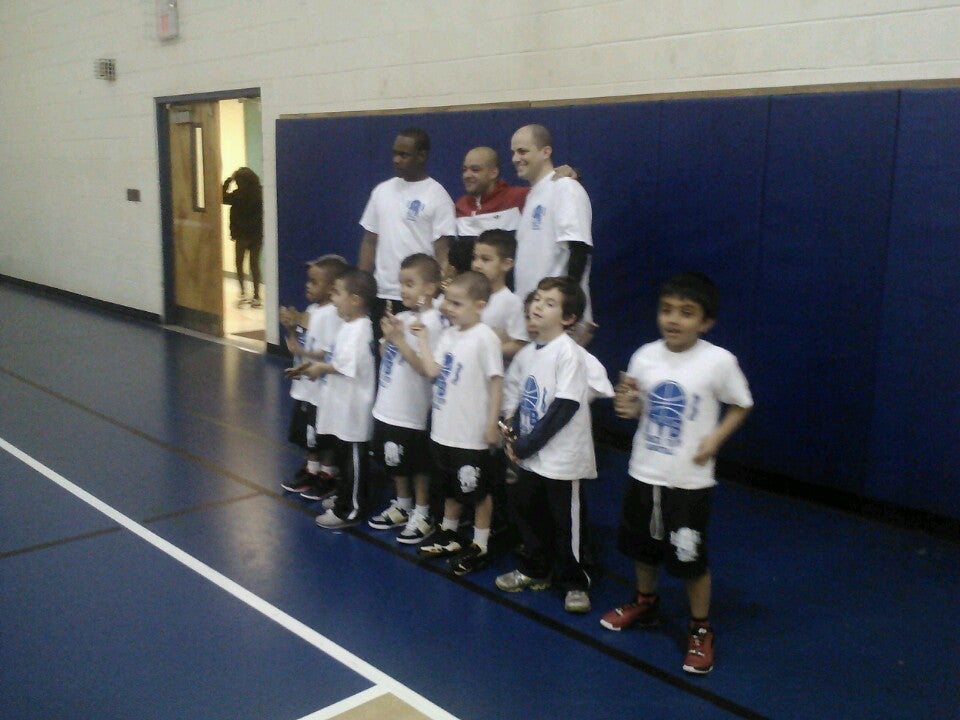 Richard Rodda Community Center, 250 Colonial Ct, Teaneck Twp, NJ ...