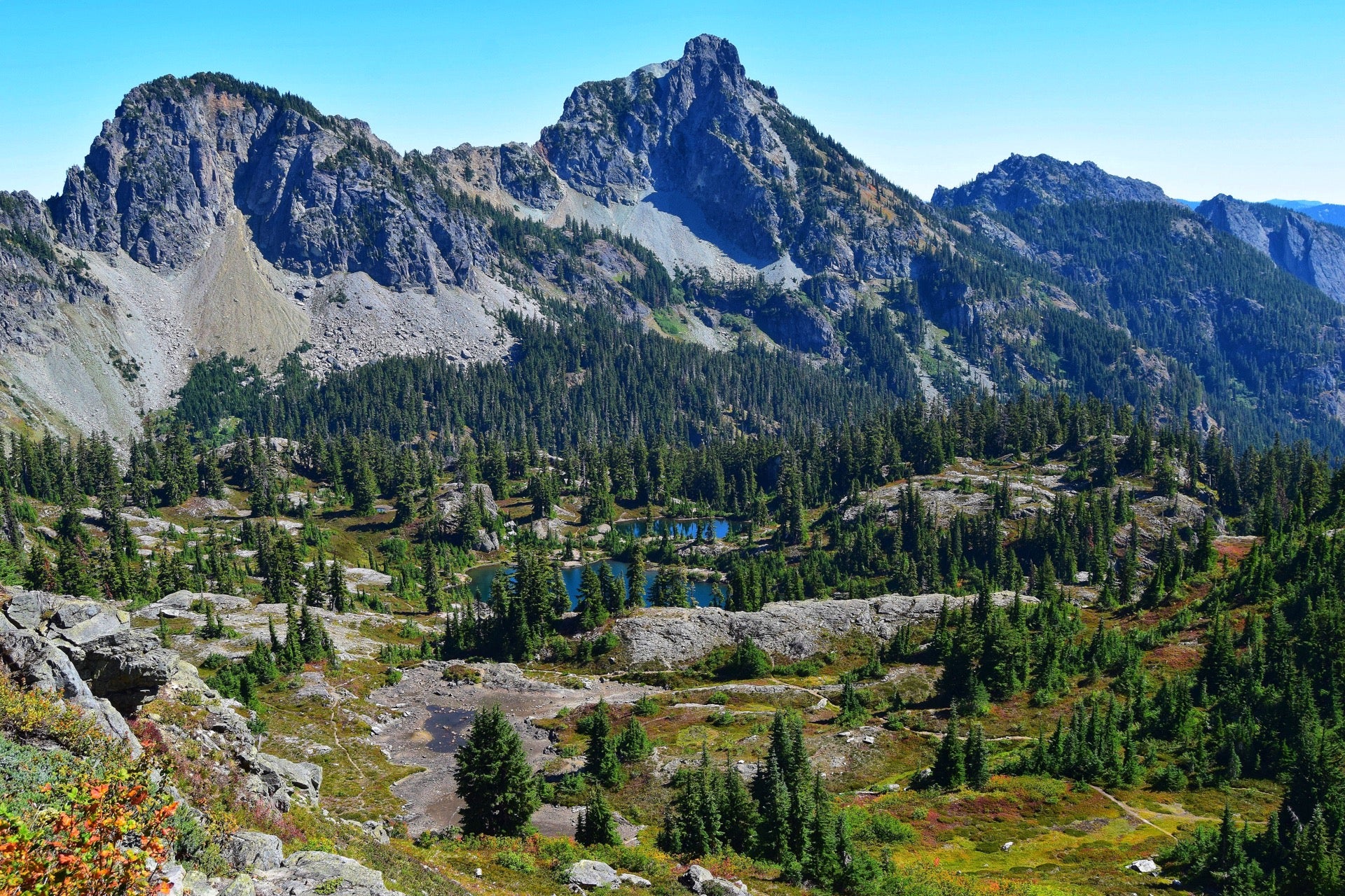 Rachel Lake Trailhead, NF-4930, Snoqualmie Pass, WA, Outdoor Sports ...