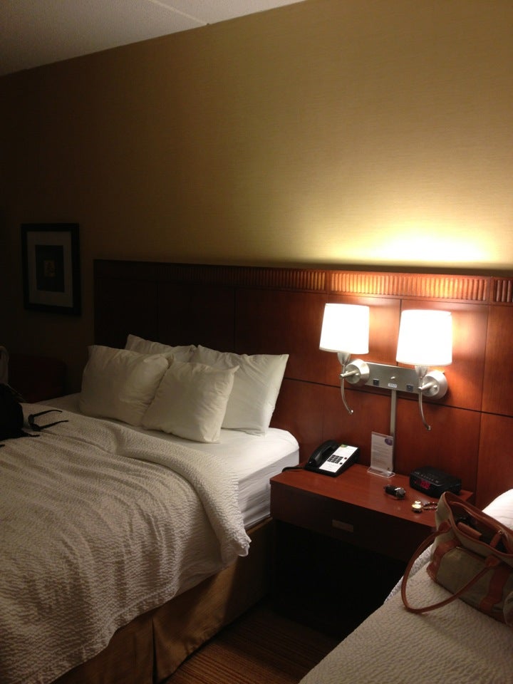 Avon, MA Map & Directions - MapQuest