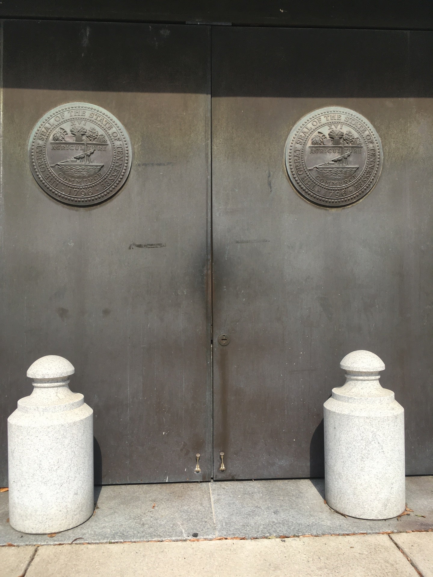 Motlow Tunnel, 600 Charlotte Ave, # 698, Nashville, TN - MapQuest