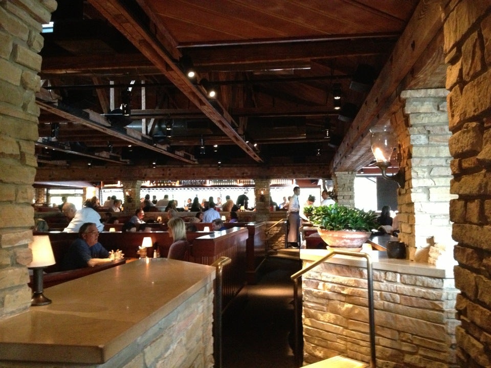 Houston's Restaurant, 1900 NW Executive Center Cir, Boca Raton, FL ...