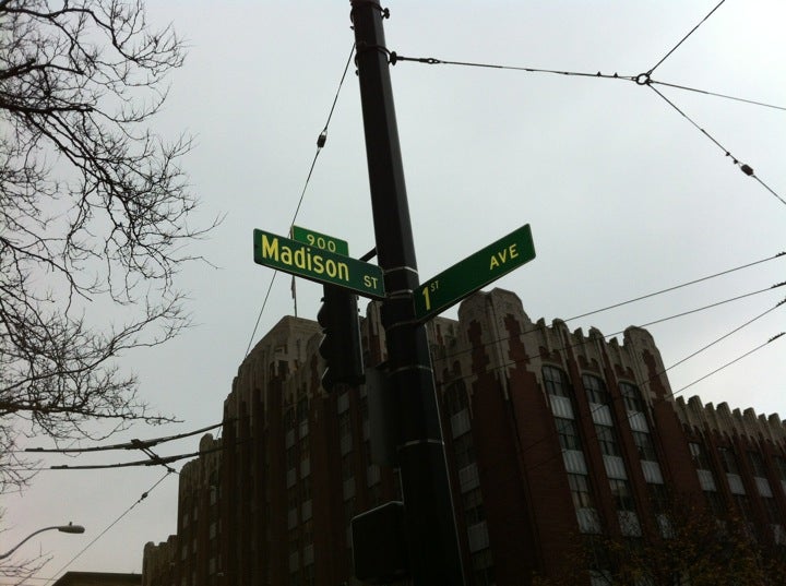 Madison Street - Waterfront Streetcar, 1000 Alaskan Way, Seattle, WA ...