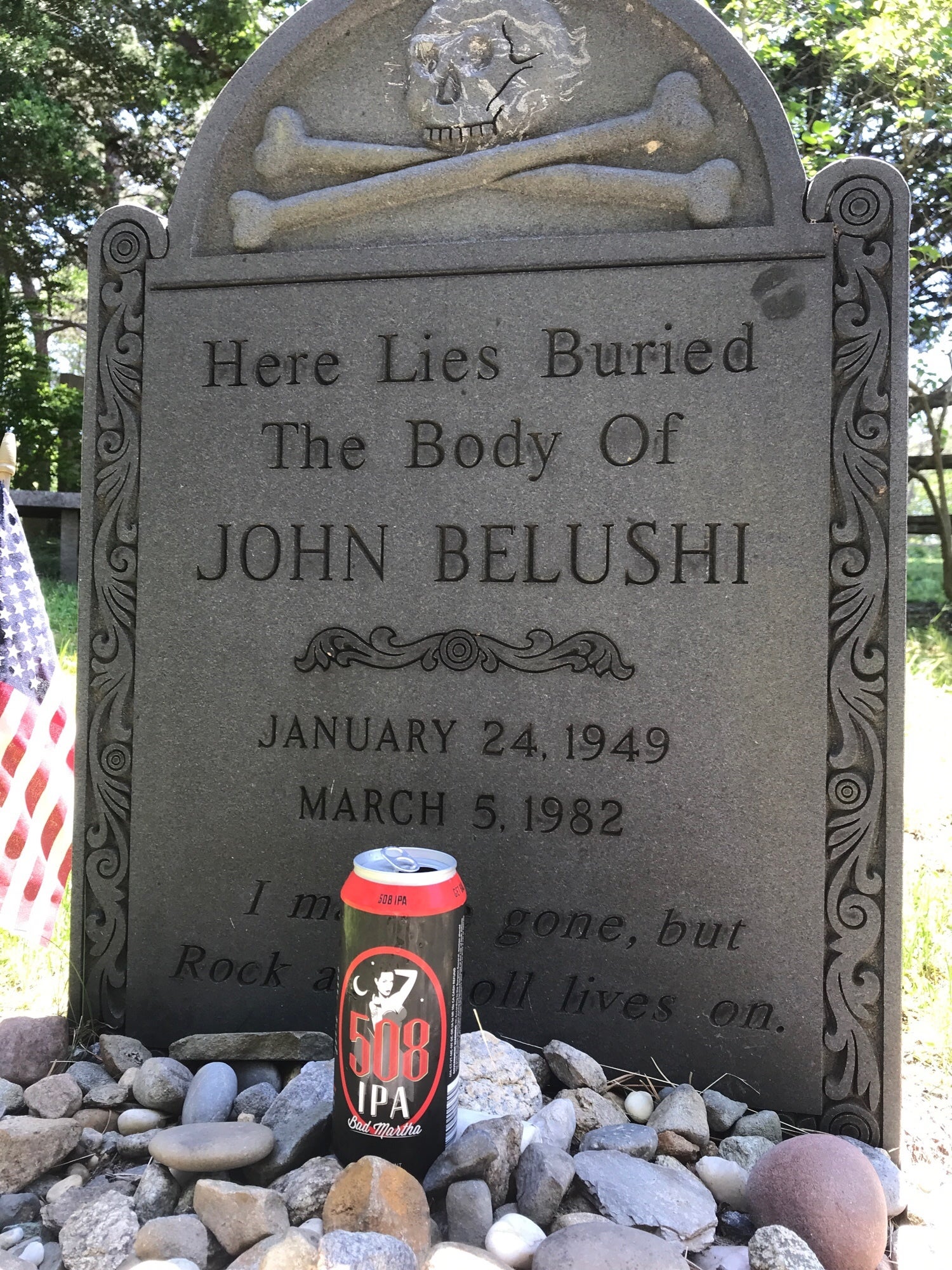 John Belushi Gravesite, South Rd, Chilmark, Town of, MA, Cemeteries ...