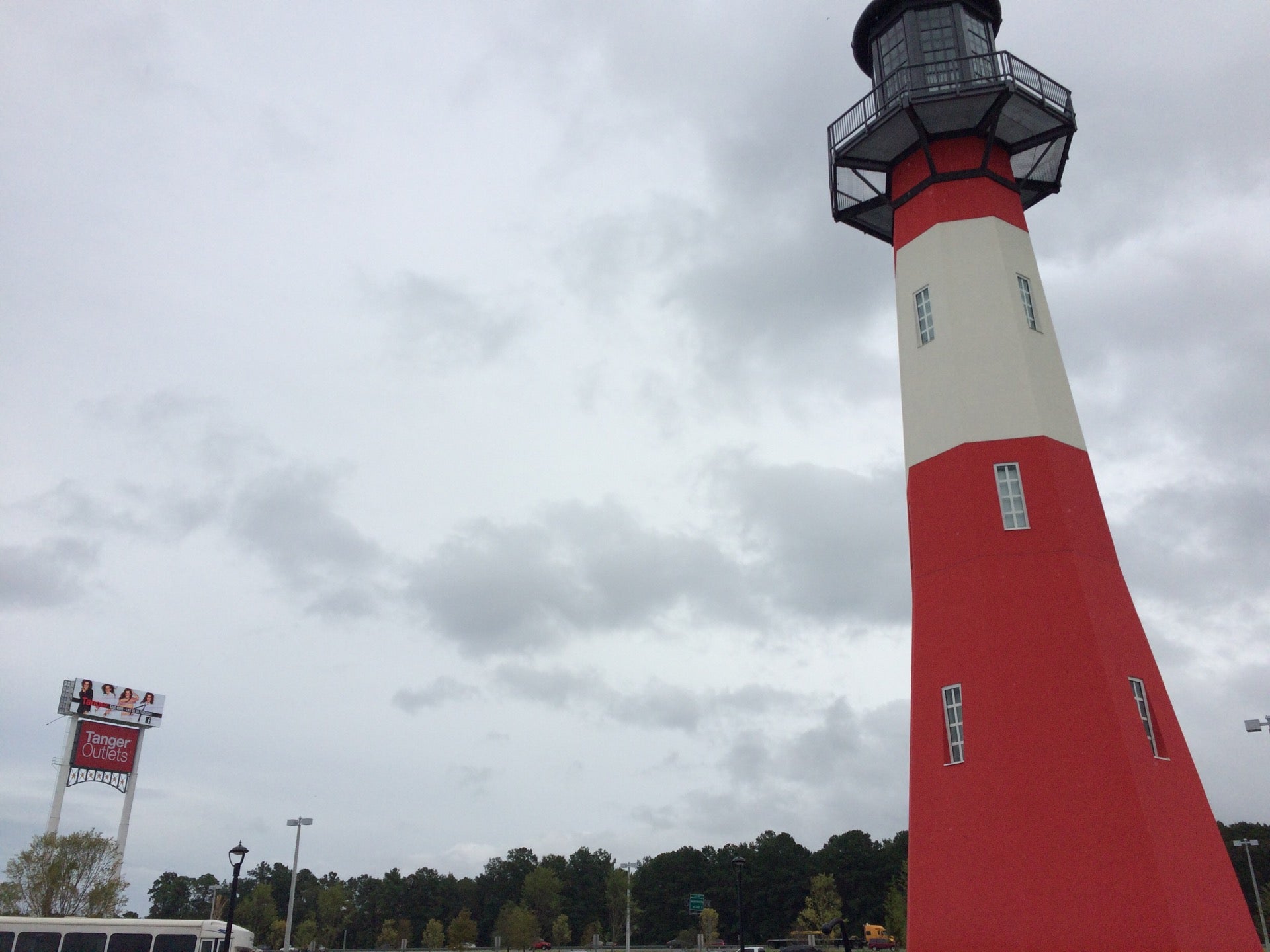 Tanger Outlets Savannah, 200 Tanger Outlets Blvd, Pooler, GA, Gifts ...