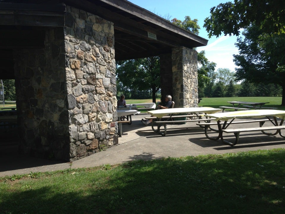 Louise Moore Park, 151 Country Club Rd, Easton, PA - MapQuest