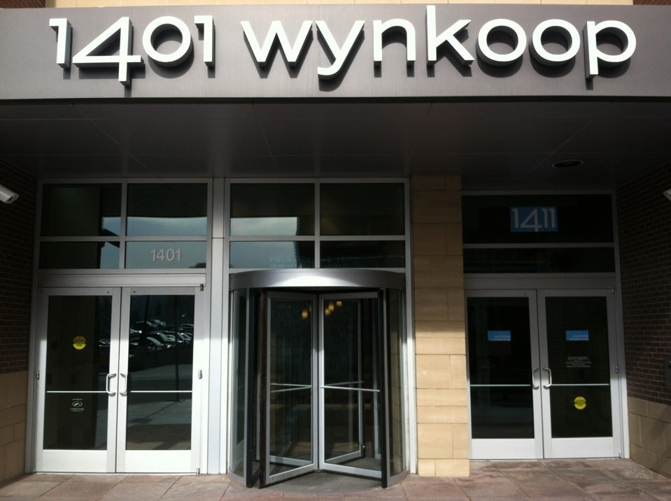 Comcast Viper CLOSED 1515 Wynkoop St Denver CO Office Desk comcast-viper-closed-1515-wynkoop-st-denver-co-office-desk
