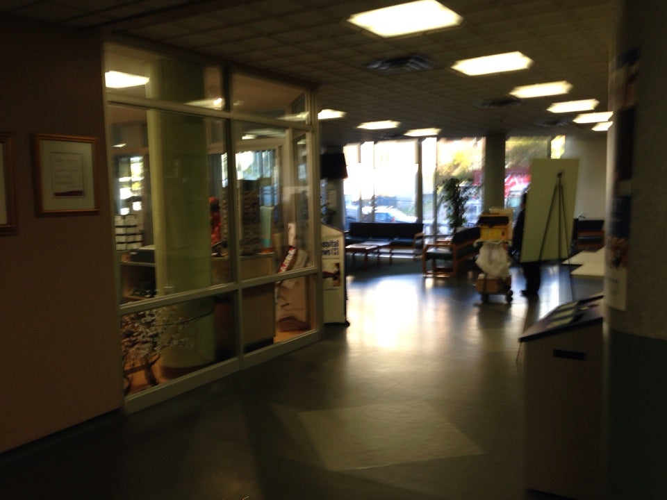 Holland Orthopaedic & Arthritic Clinic, 43 Wellesley St E, Toronto, ON ...