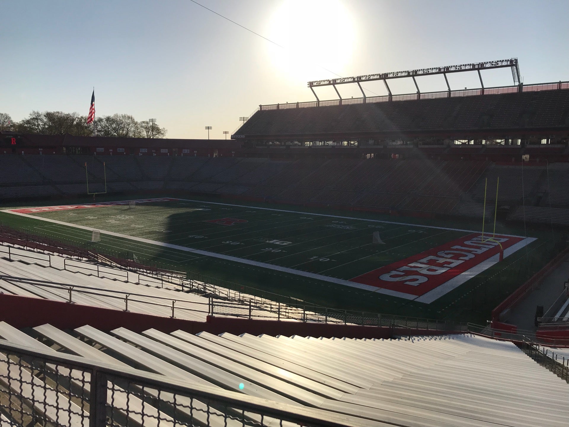 Brown Recruiting Lounge, 1 Scarlet Knight Way, Piscataway, NJ, Colleges ...