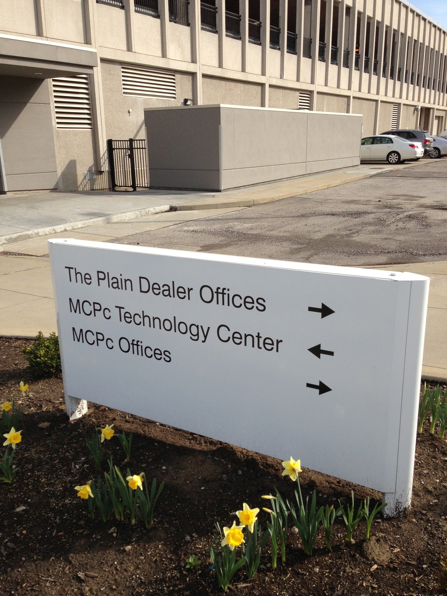 MCPc Headquarters, 1801 Superior Ave E, Cleveland, OH, Office & Desk ...