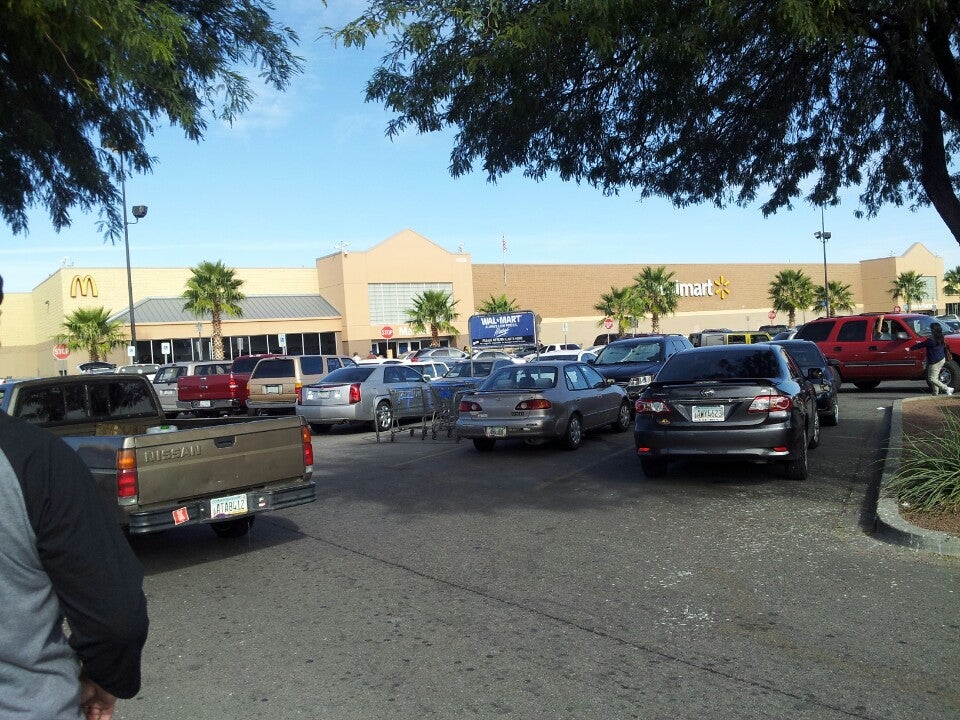 Walmart Supercenter, 1650 W Valencia Rd, Tucson, AZ, Garden Centers ...