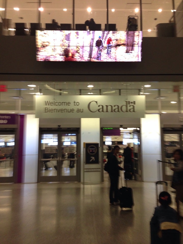 Toronto Downsview Airport, Garratt Blvd, Toronto, ON - MapQuest