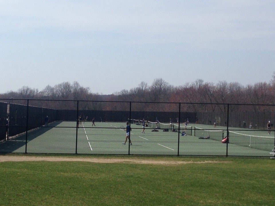 Amity Regional High School, 25 Newton Rd, Woodbridge, CT, Schools ...