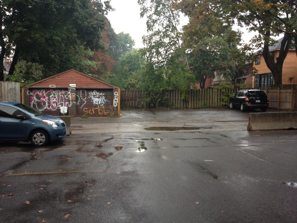 Avant Toronto, 50 Gerrard St E, Toronto, ON - MapQuest