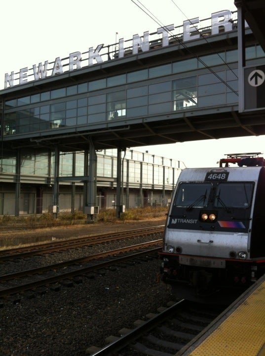 Newark Liberty International Airport (EWR), 10 Toler Pl, Newark, NJ ...