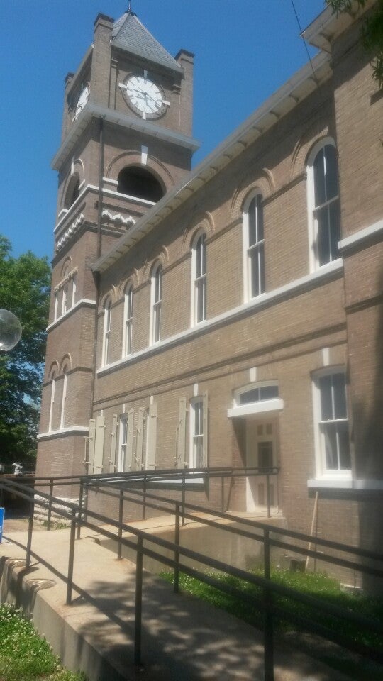 Emmett Till Interpretive Center, 158 N Court St, Sumner, MS, Museums ...