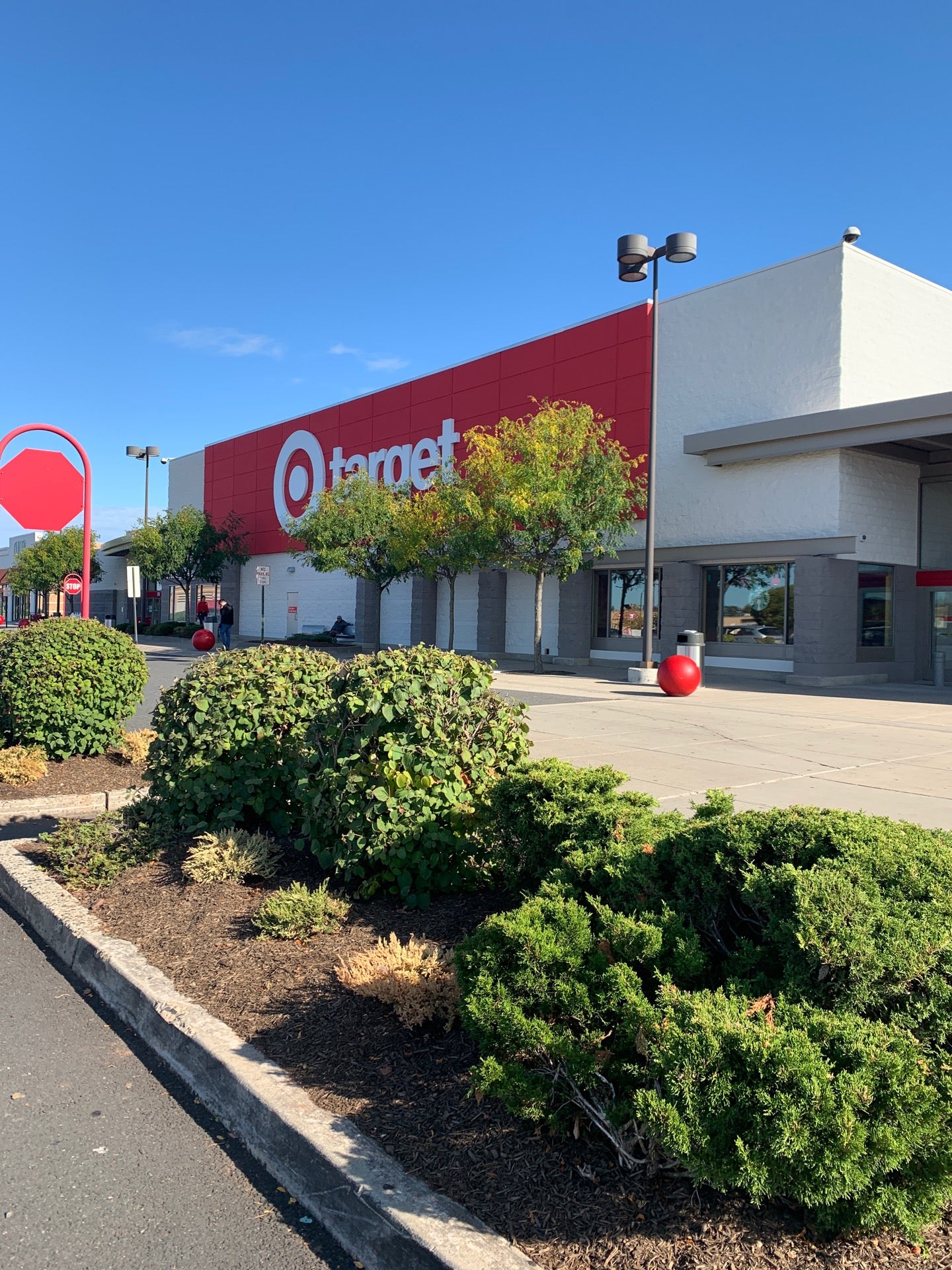 Target, 5000 Hadley Center Dr, South Plainfield, NJ, Cafes - MapQuest