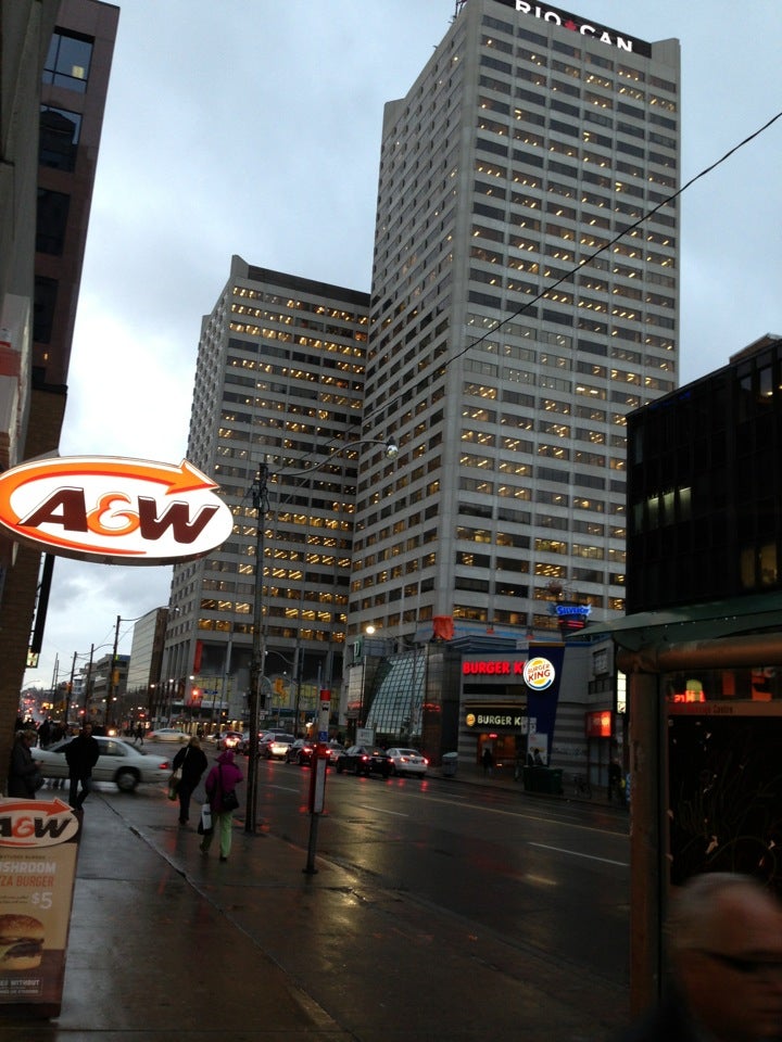 TTC Toronto Transit Commission, 1900 Yonge St, Toronto, ON - MapQuest