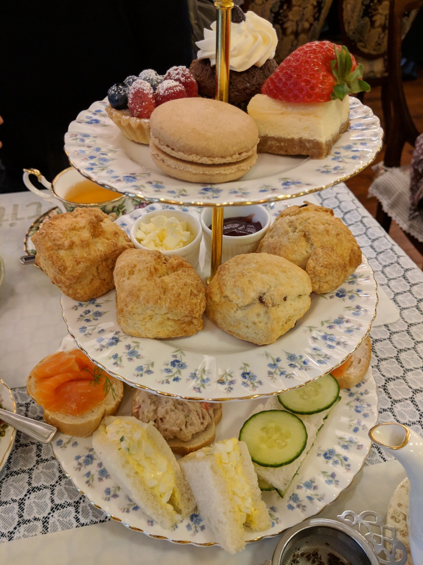 After Queen Tea Shop, 7355 Bayview Avenue Inside Longos Plaza, Vaughan ...